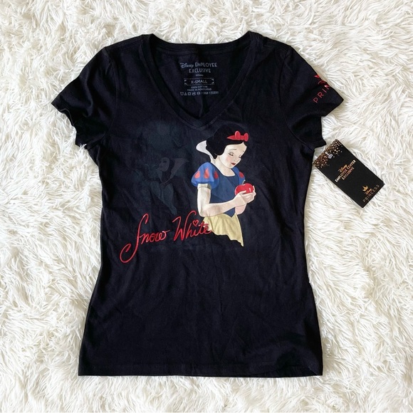 Disney | Shirts & Tops | Disney Snow White Shirt | Poshmark